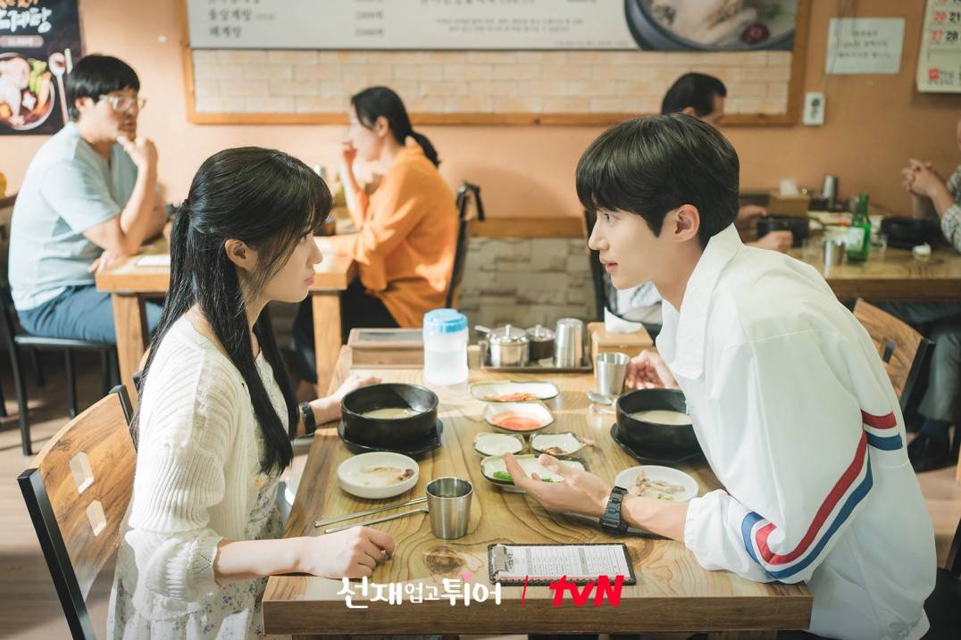 Lovely Runner || Kdrama Review - the wordy habitat
